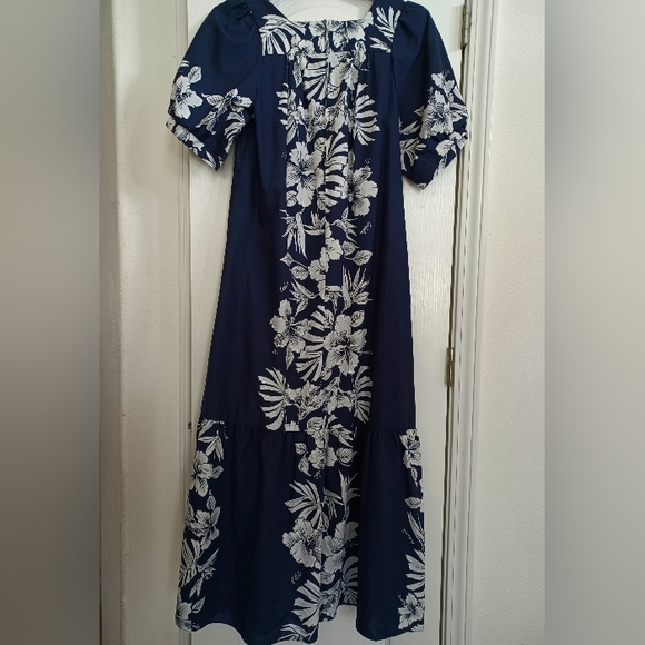 Hawaii Creations | Dresses | Vintage Hawaiian Muu Muu Navy Blue | Poshmark